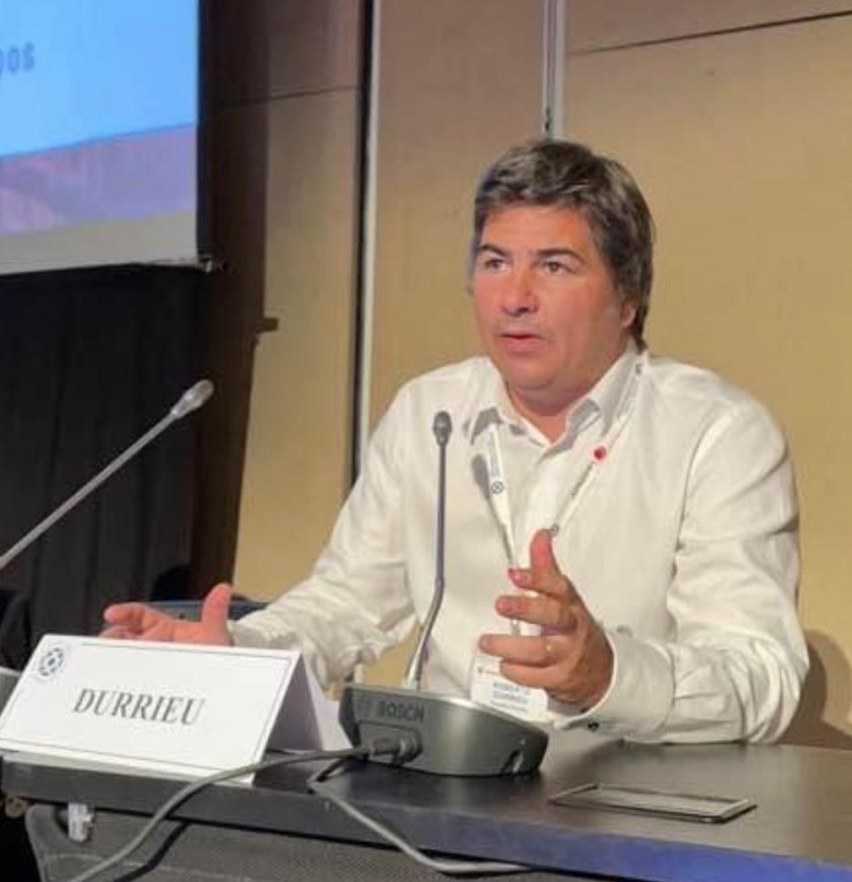 El Dr. Roberto Durrieu fue reconocido internacionalmente por su intervención para la defensa de ...